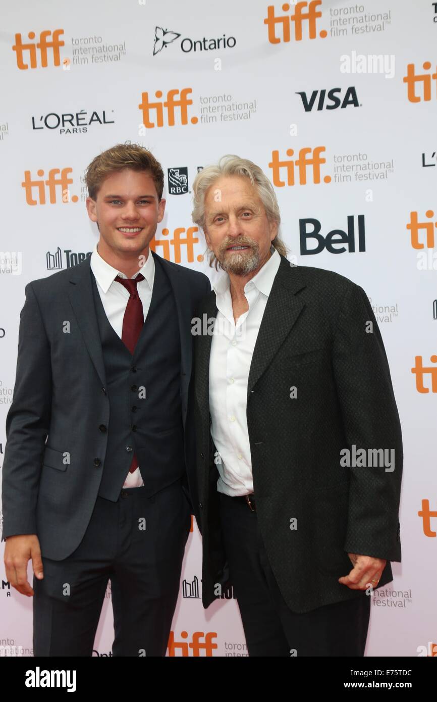 Toronto, Canada. 06th Sep, 2014. Actors Michael Douglas (r) and Jeremy ...