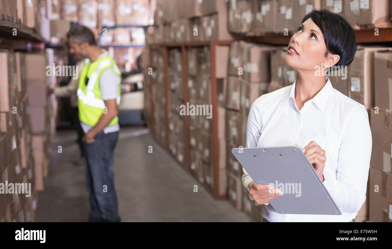 Checking inventory hi-res stock photography and images - Alamy