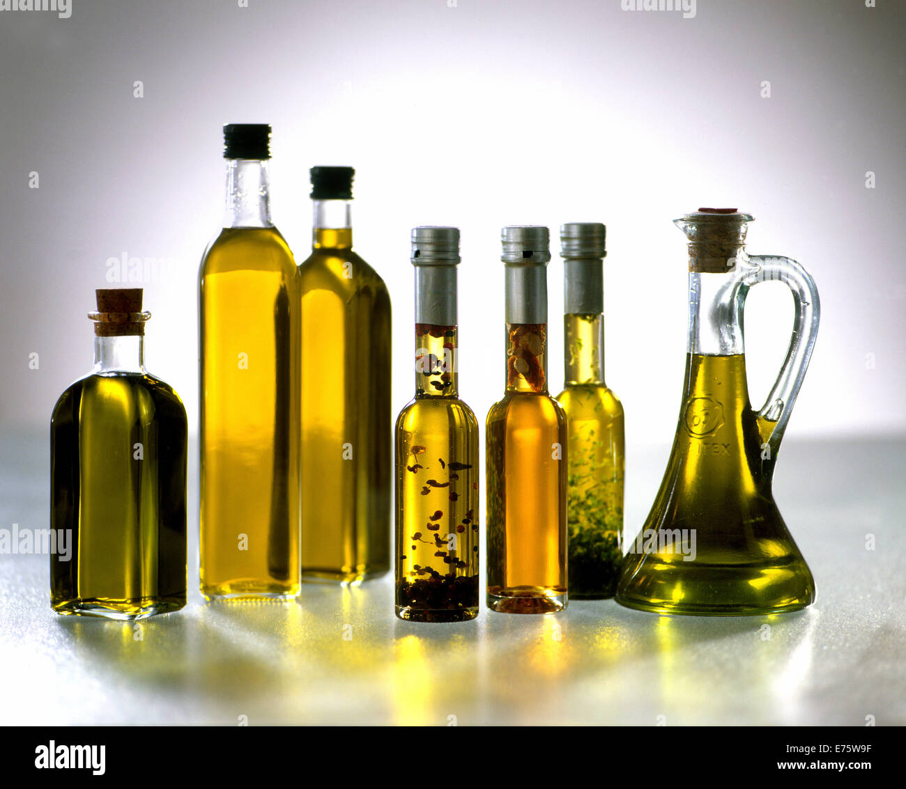 Olive oils hi-res stock photography and images - Alamy