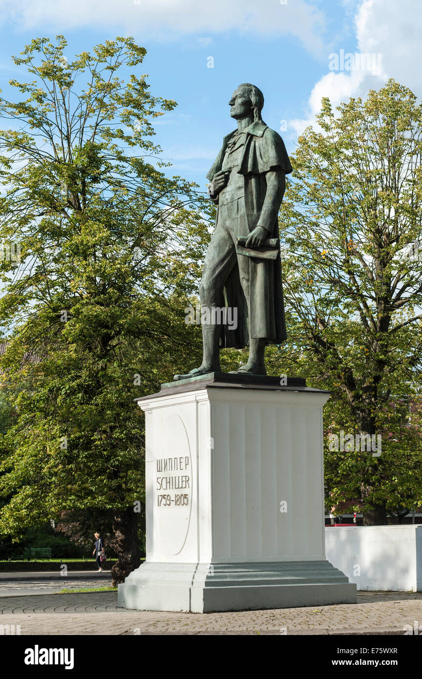 Statue of Schiller, monument, at the Comedy House, Centralnij Rajon ...