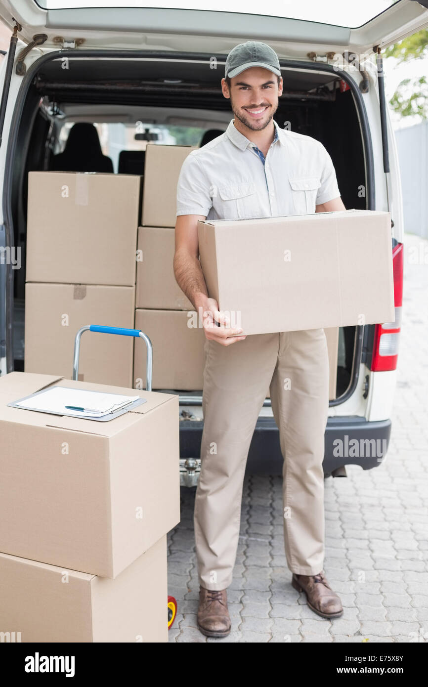 Business van loading with boxes hi-res stock photography and images - Alamy