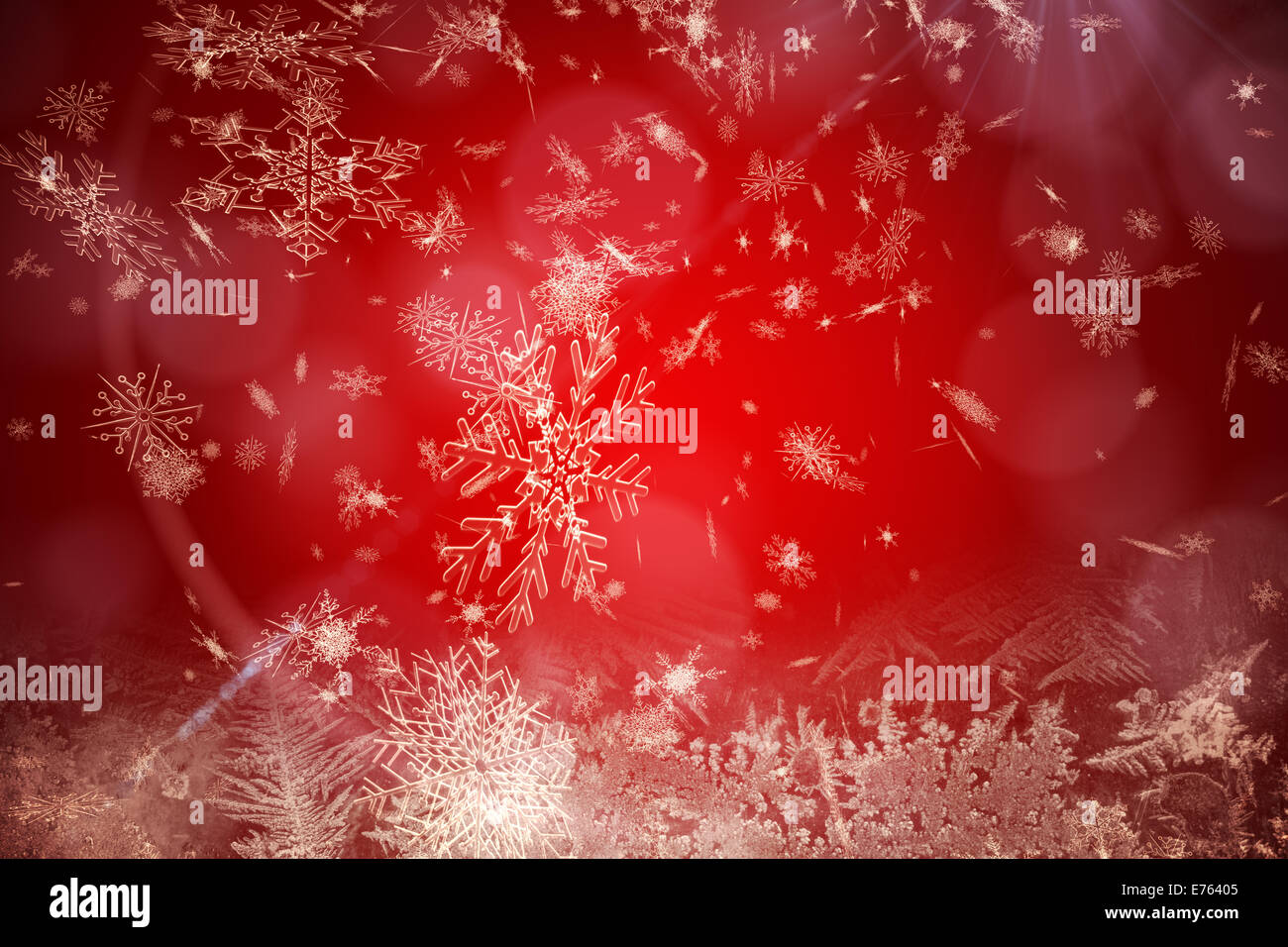 Red snow flake hi-res stock photography and images - Alamy
