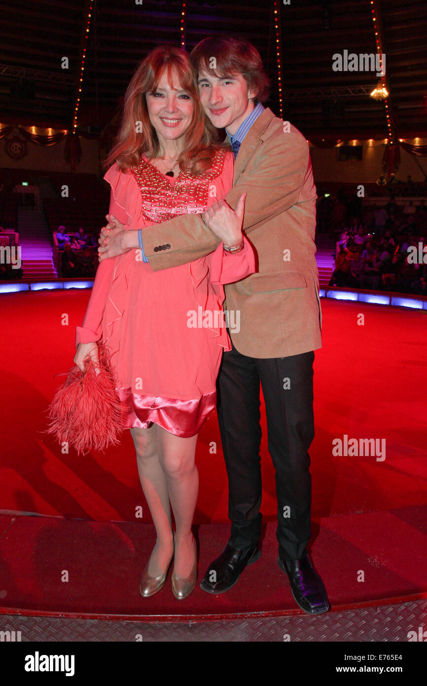 Start of the winter programme show "Circusfestspiele bei Krone" at ...