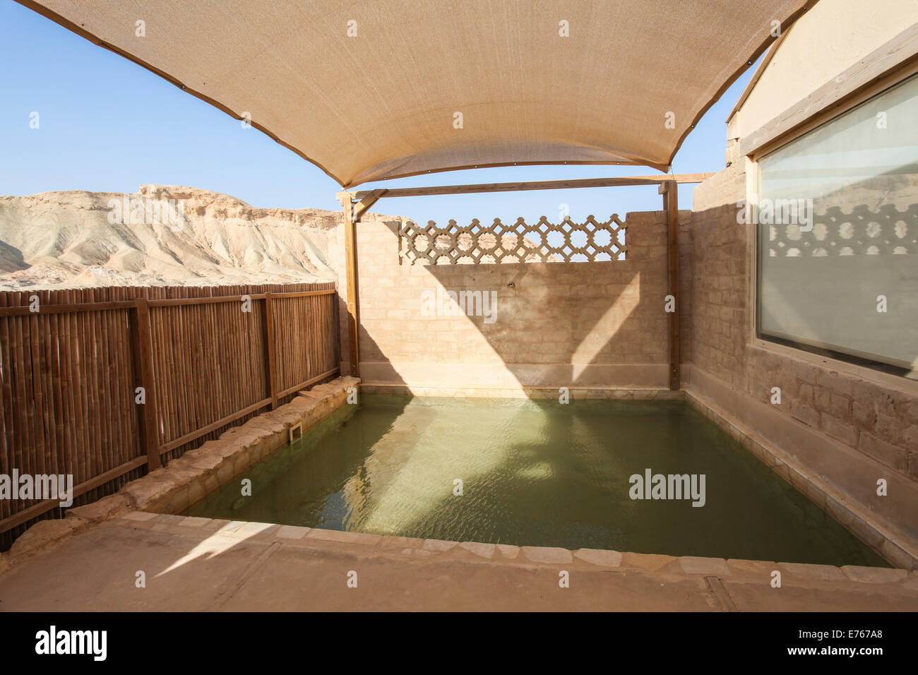 Mikveh hi-res stock photography and images - Alamy