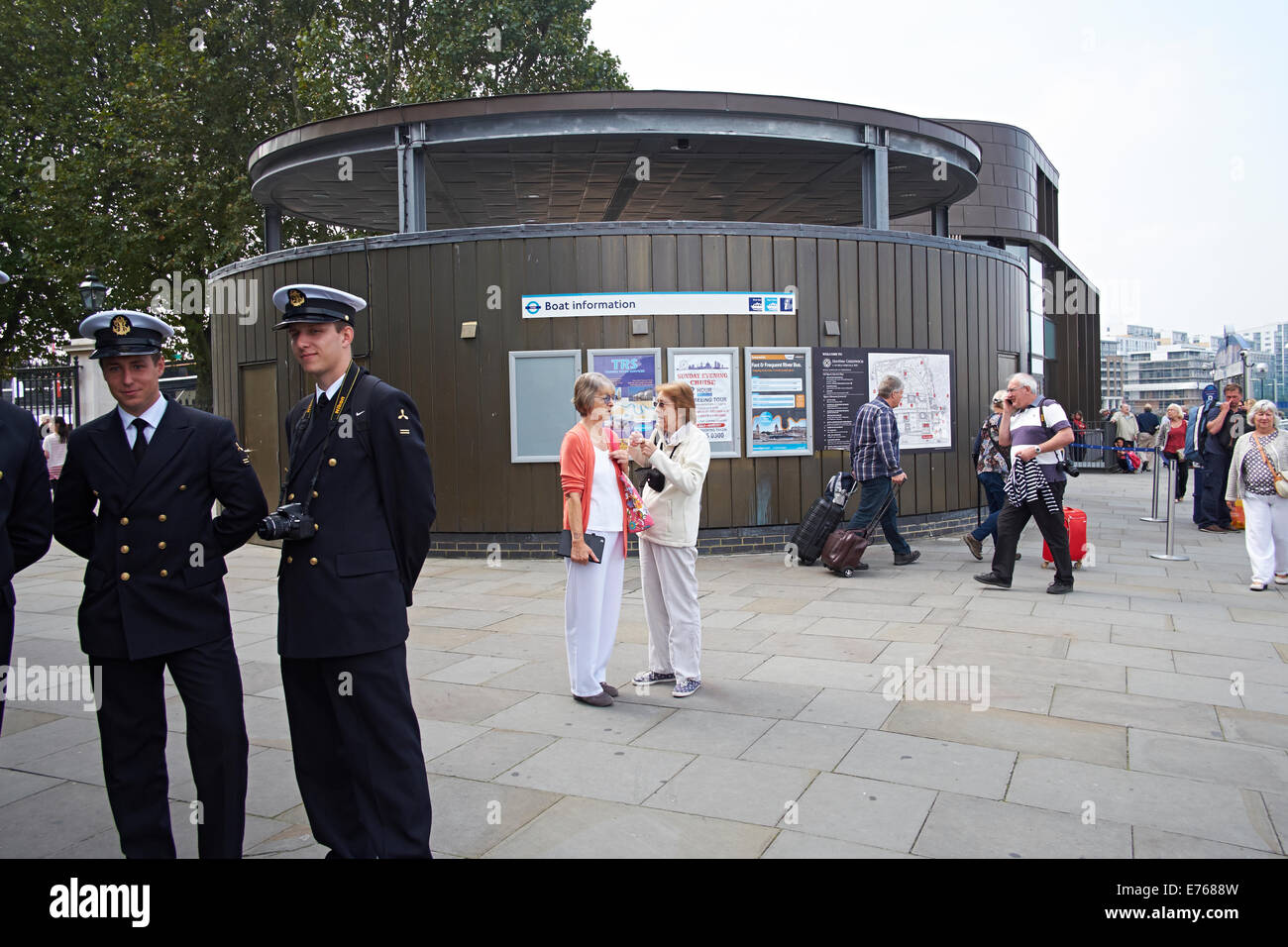Greenwich, London - Advertising hoarding adshells around the Cutty Sark ...