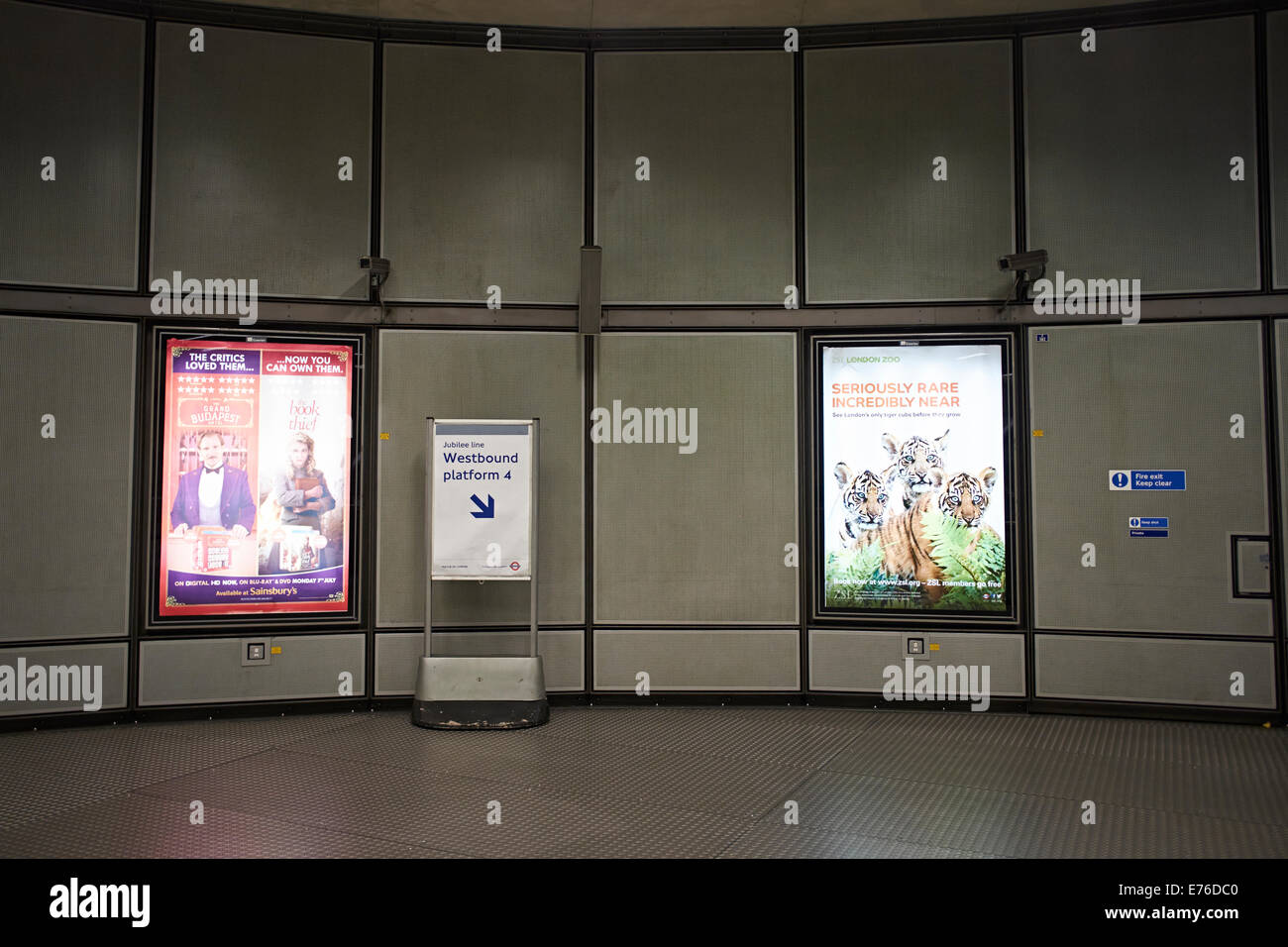 Adshells hi-res stock photography and images - Alamy