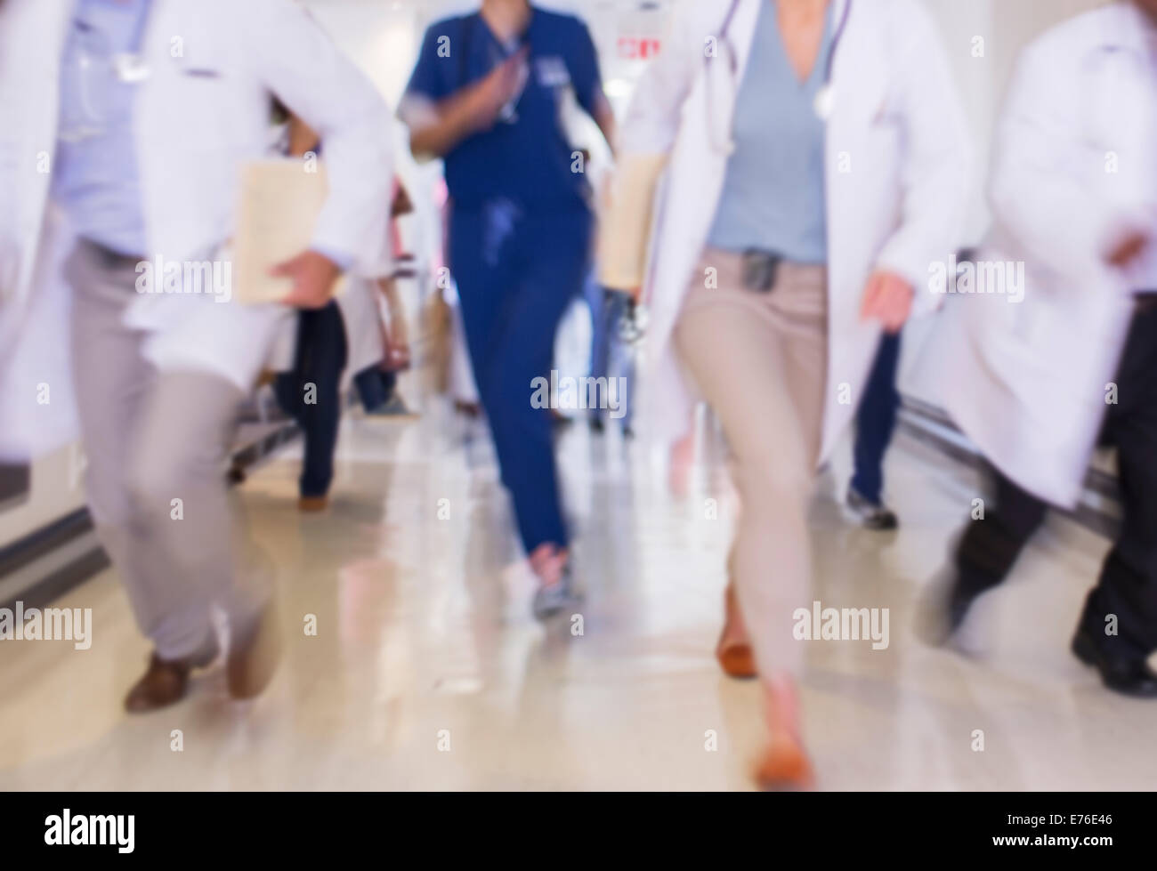 Rushing to hospital hi-res stock photography and images - Alamy