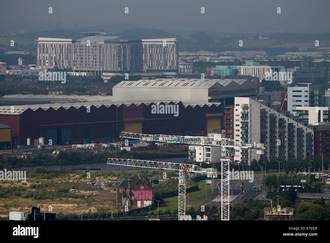 Hospital building hi-res stock photography and images - Alamy