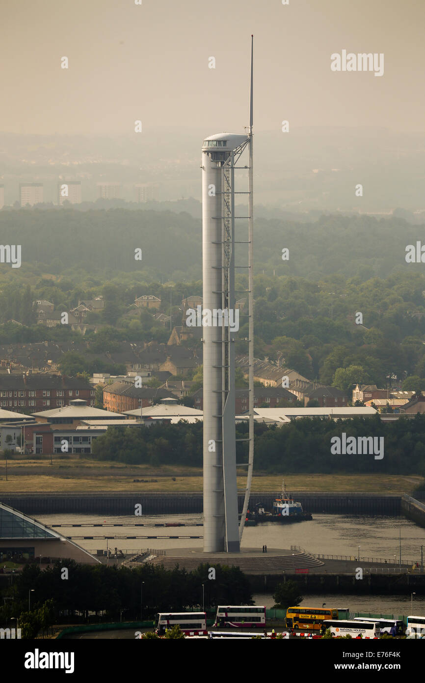Glasgow Science Centre tower from the University Stock Photo - Alamy