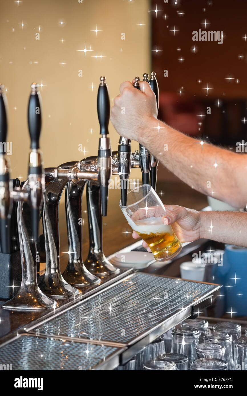 Barman beer hi-res stock photography and images - Alamy