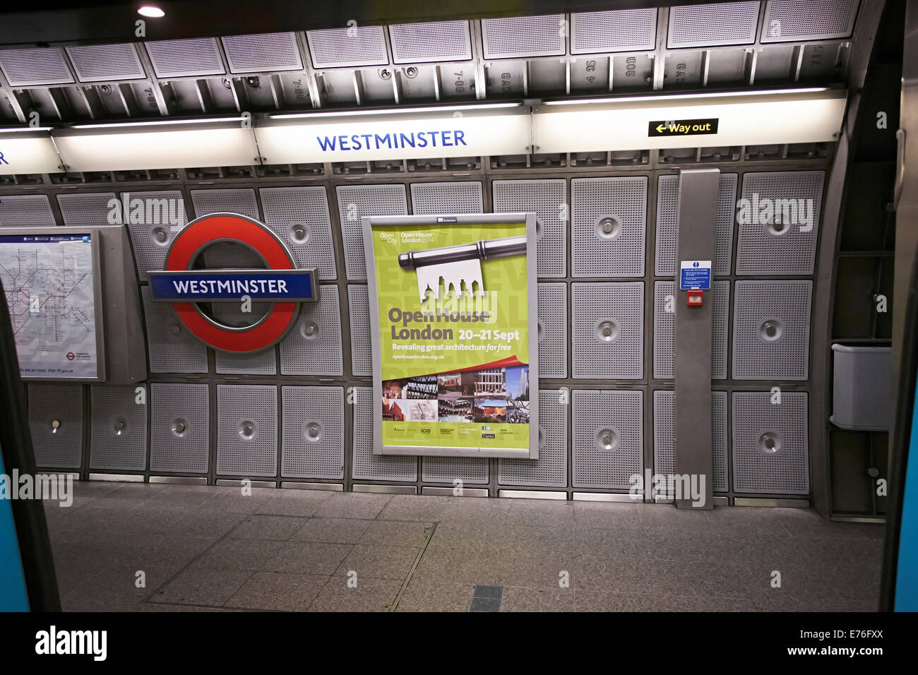 Adshells hi-res stock photography and images - Alamy