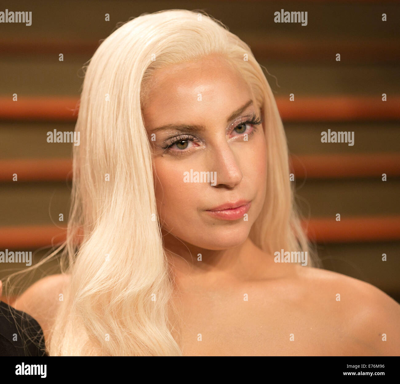 Celebrities attend 2014 Vanity Fair Oscar Party at Sunset Plaza ...