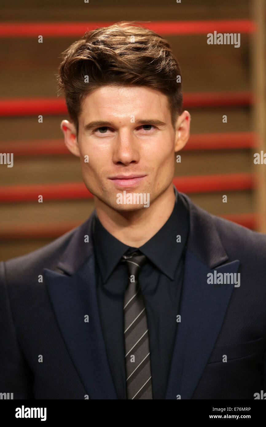 Celebrities attend 2014 Vanity Fair Oscar Party at Sunset Plaza ...