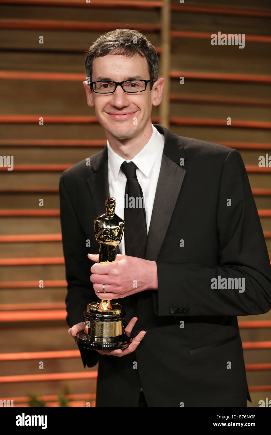 Celebrities attend 2014 Vanity Fair Oscar Party at Sunset Plaza ...