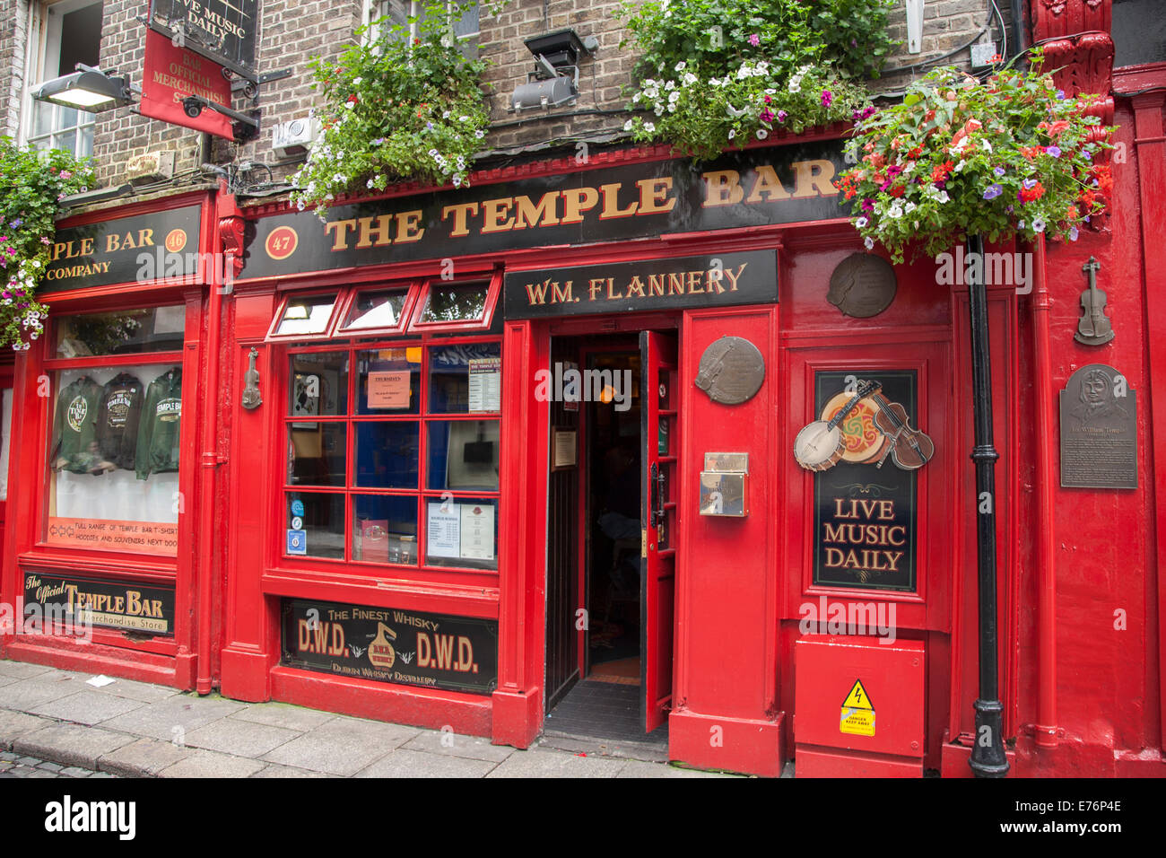 The Temple Bar, Dublin, Ireland Stock Photo - Alamy