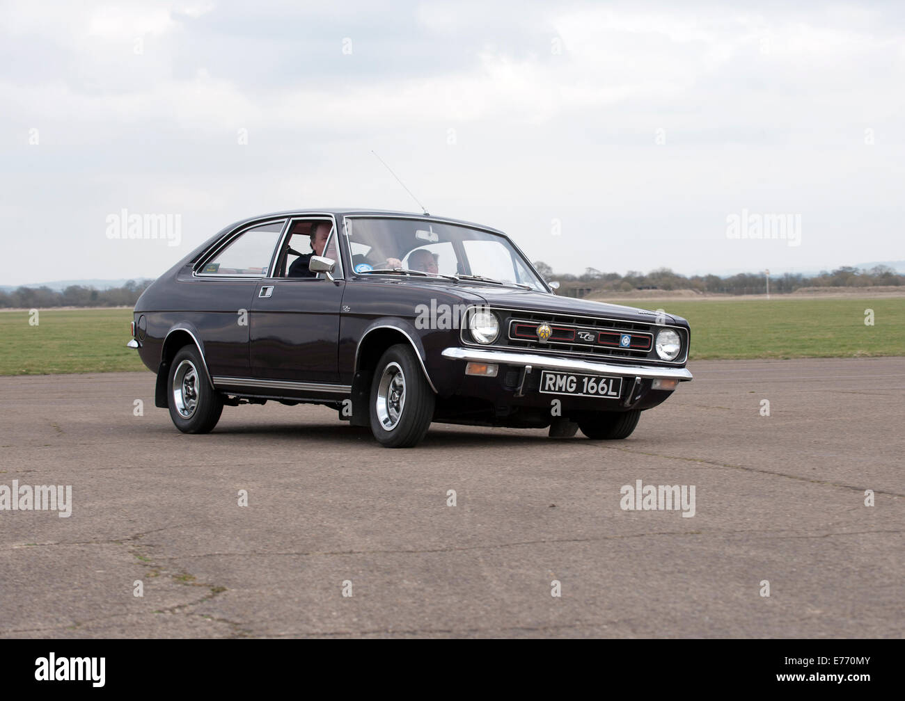 1972 Morris Marina Coupe TC (twin carb) British classic car understeer ...