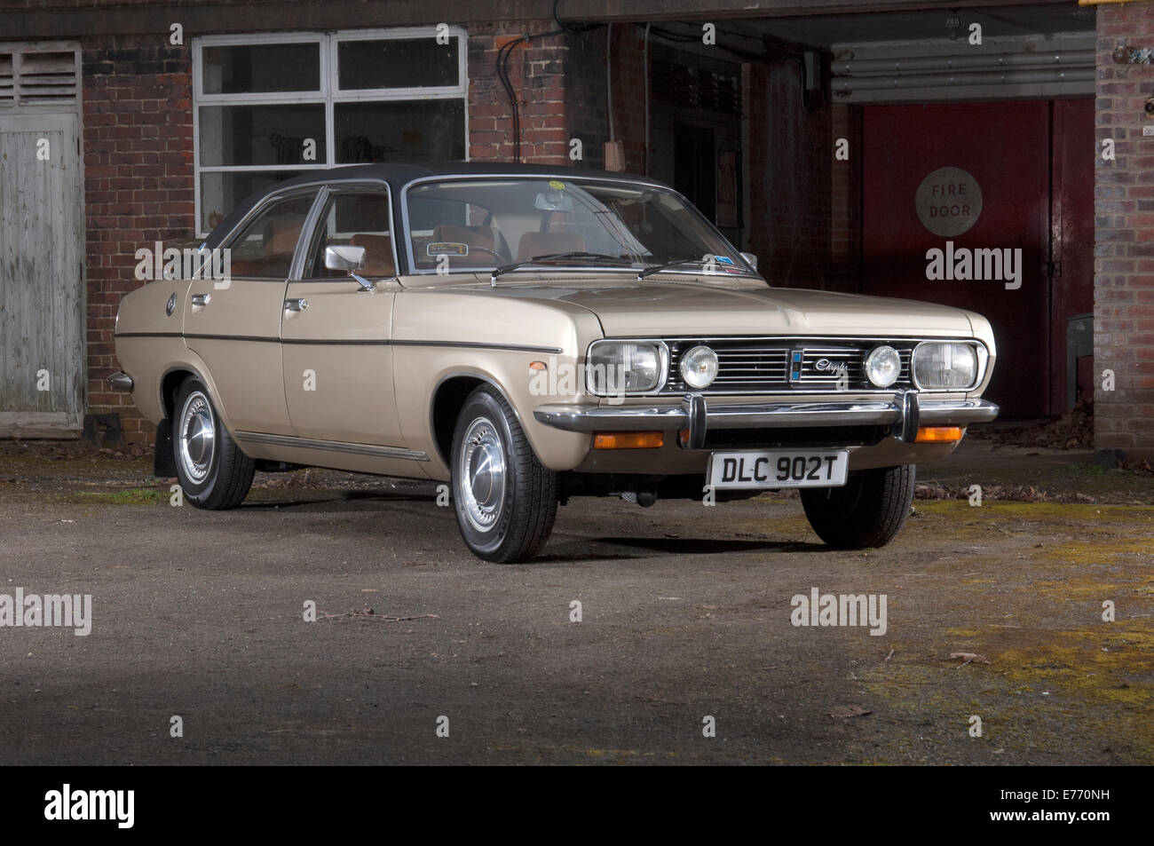 1979 chrysler 180 litre classic hi-res stock photography and images - Alamy