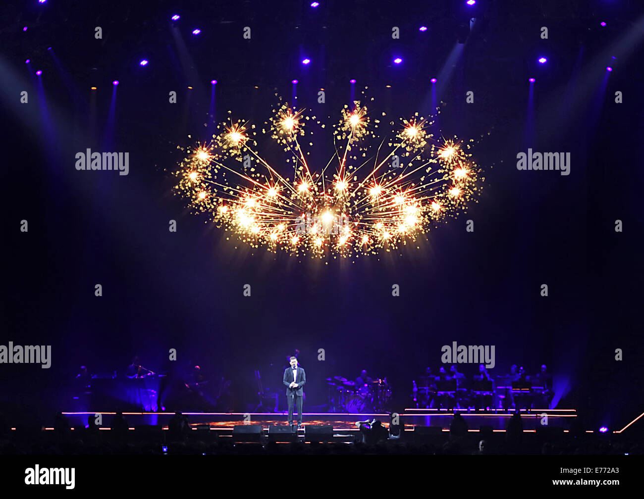 Michael Buble performing live on stage at the Manchester Phones4You ...