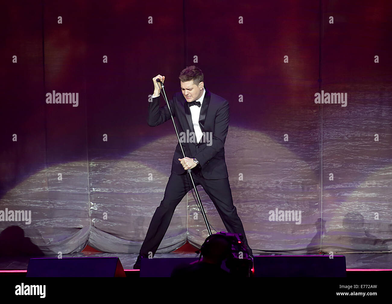 Michael Buble performing live on stage at the Manchester Phones4You ...