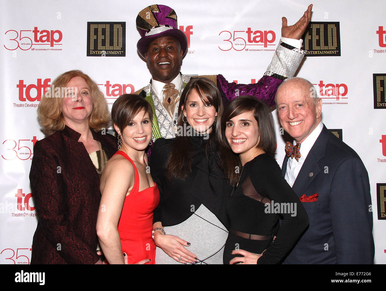 Alana feld and nicole feld hi-res stock photography and images - Alamy