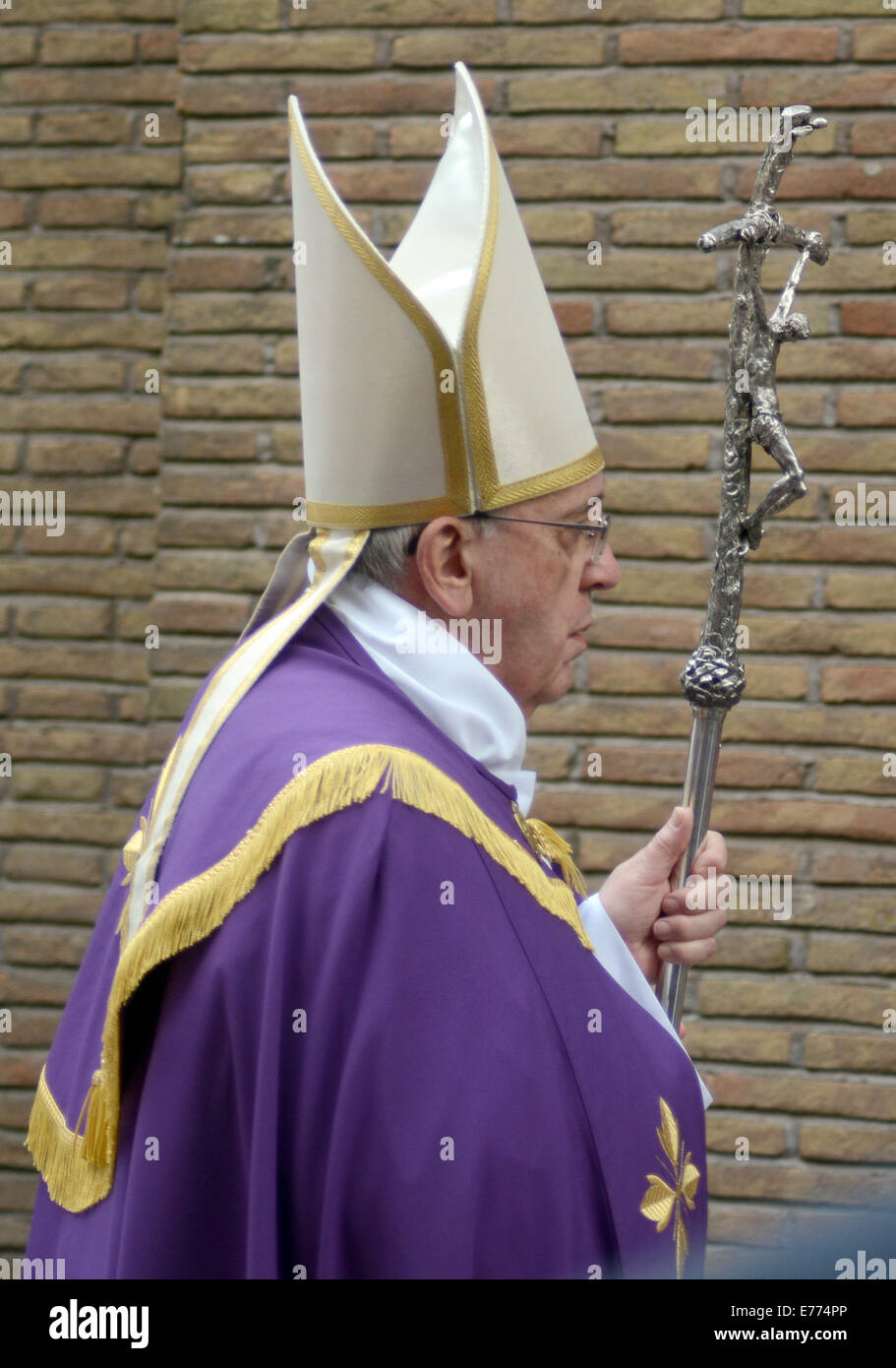 Lenten procession hi-res stock photography and images - Alamy