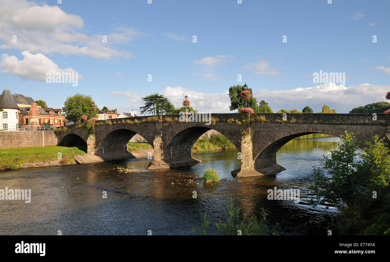 Usk bridge hi-res stock photography and images - Alamy