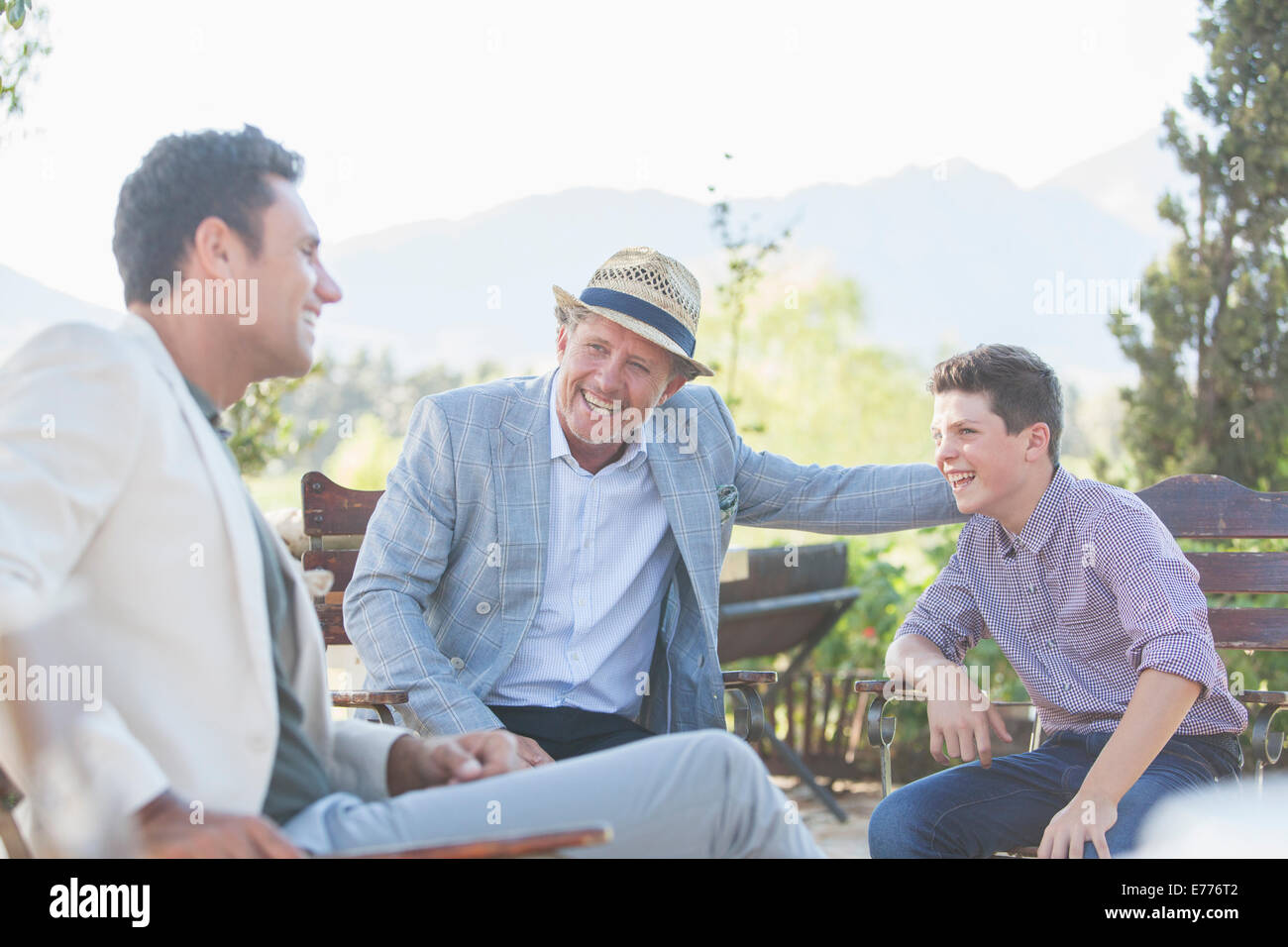 Three generations father son grandson hi-res stock photography and ...