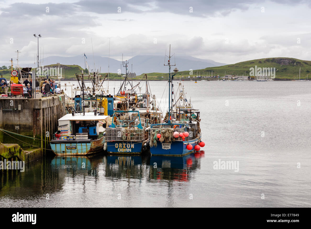 Oban railway pier hi-res stock photography and images - Alamy