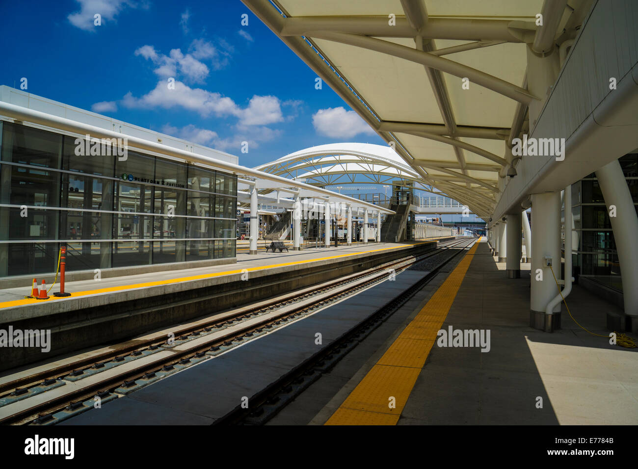 Canopy station hi-res stock photography and images - Alamy