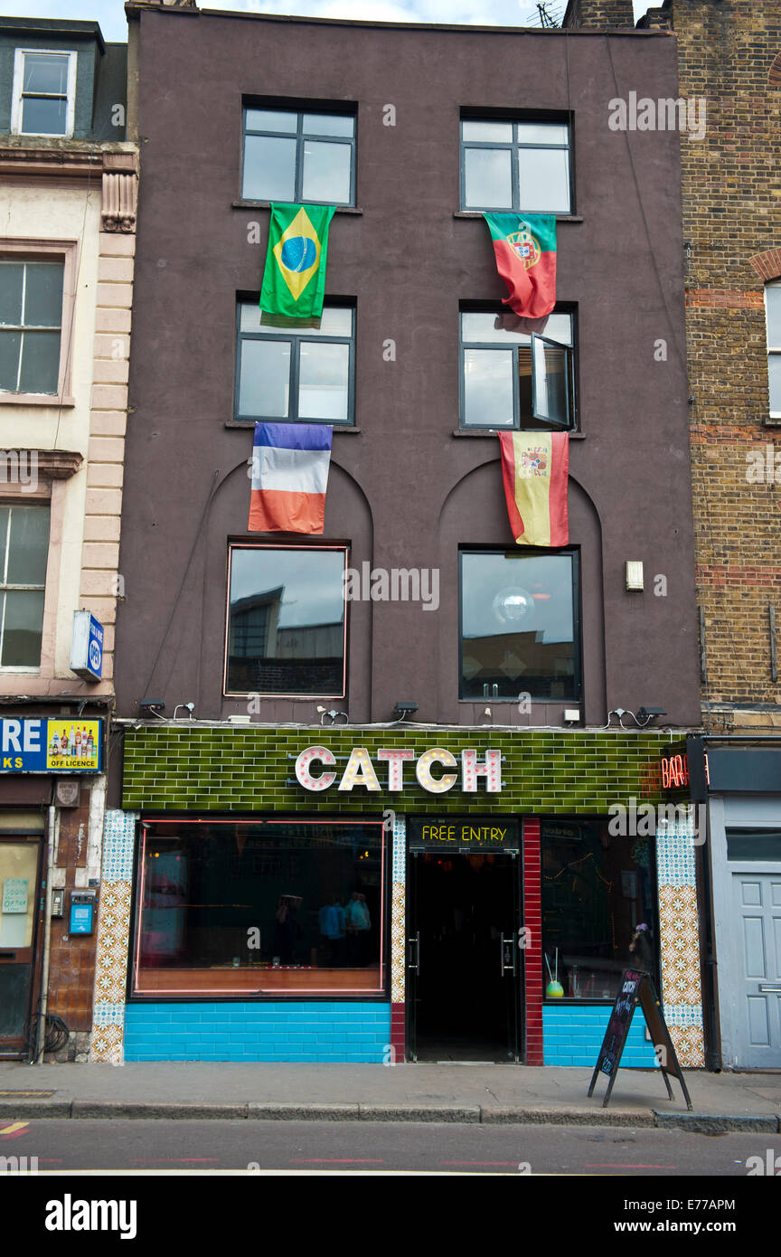 Shoreditch kingsland road hi-res stock photography and images - Alamy