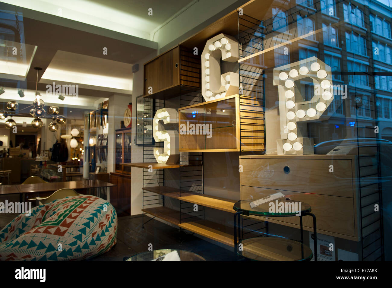 Scp triangle hi-res stock photography and images - Alamy