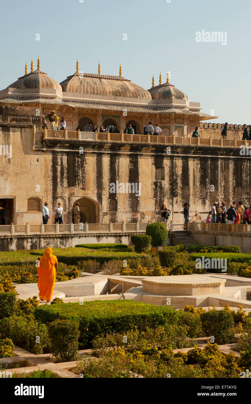 Garden in the Mughal style, Third Courtyard, Amber Fort, Jaipur ...
