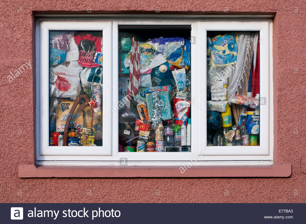 Crammed Stock Photos & Crammed Stock Images - Alamy