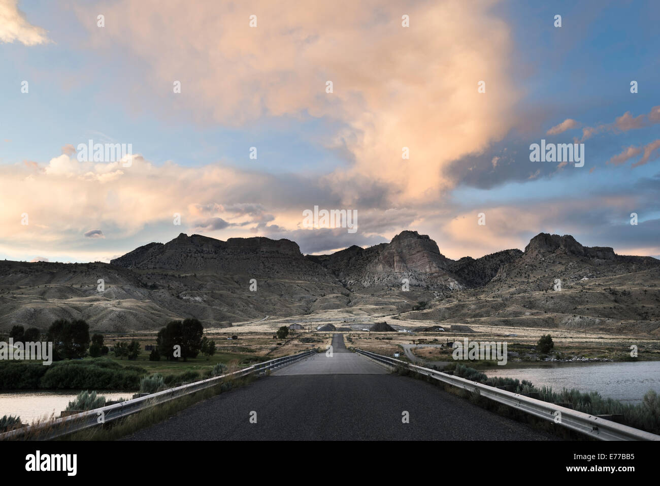 Buffalo Bill State Park showing mountains and road over Buffalo Bill ...