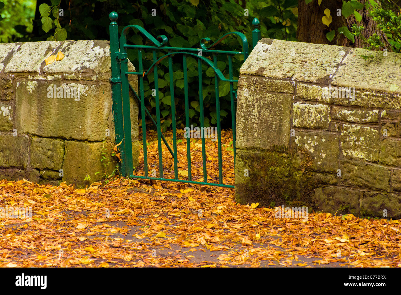 Fallen wall and gate hi-res stock photography and images - Alamy