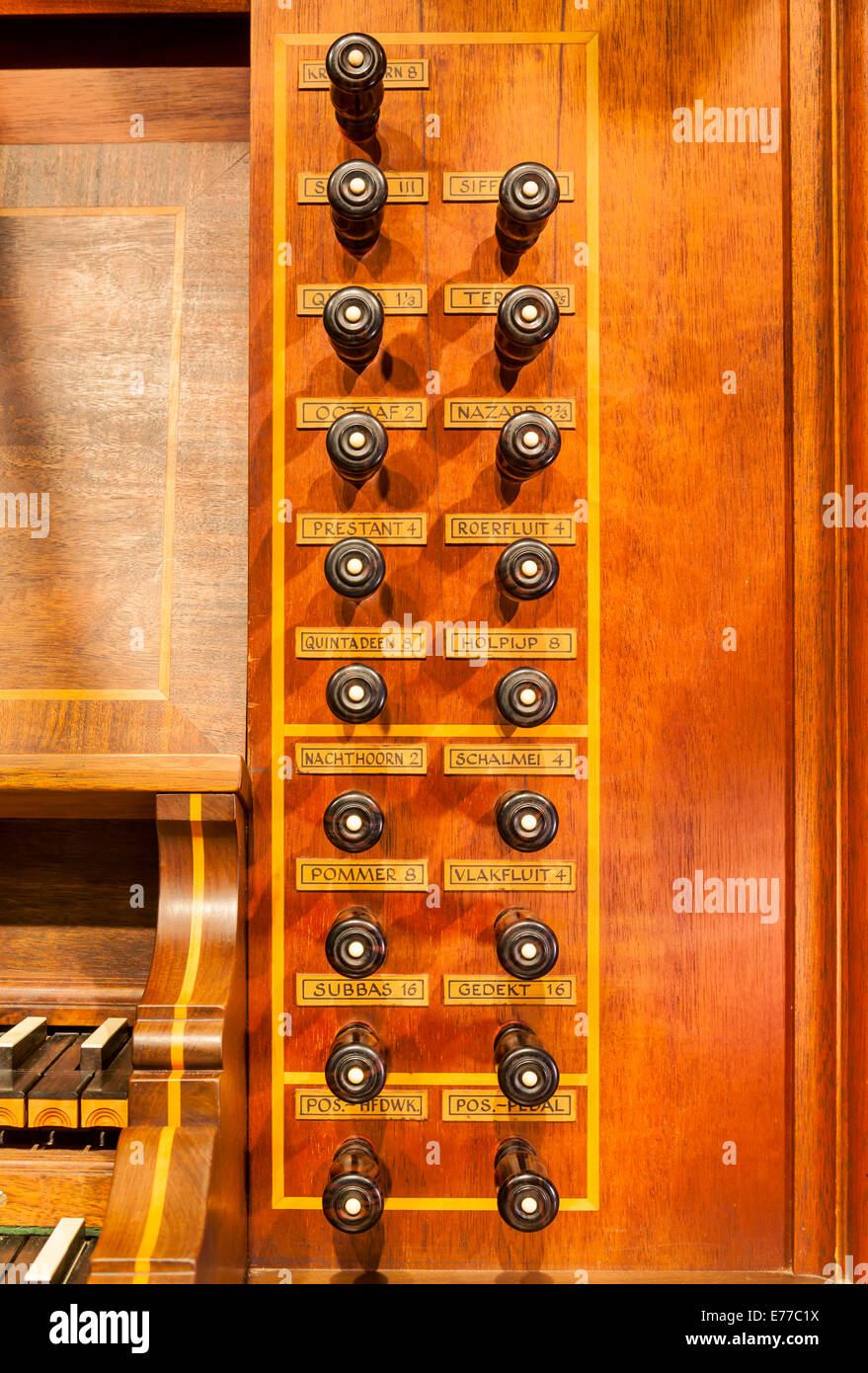 The Stops On A Pipe Organ In A Church Stock Photo Alamy the-stops-on-a-pipe-organ-in-a-church-stock-photo-alamy