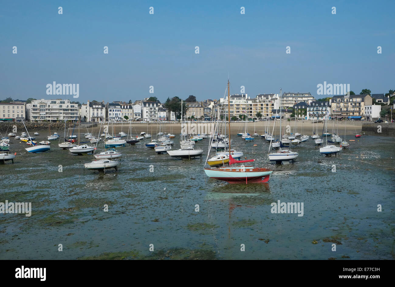 st quay portrieux, brittany, france Stock Photo - Alamy