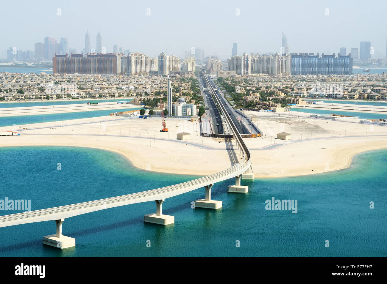 View on Jumeirah Palm man-made island, Dubai, UAE Stock Photo - Alamy