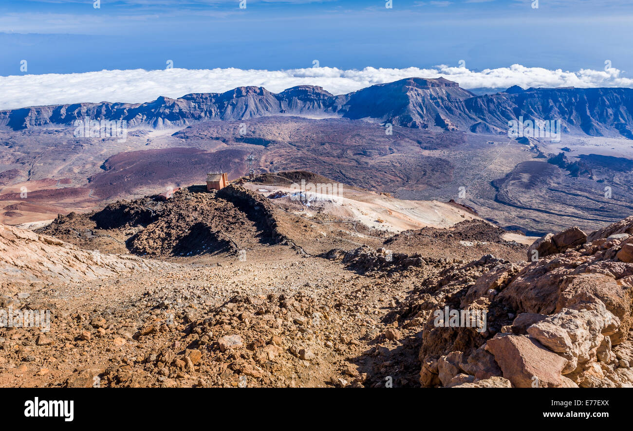 Volcano spain sky hi-res stock photography and images - Alamy