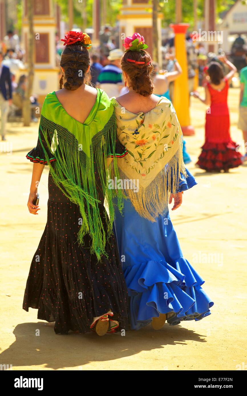 People wearing traditional hi-res stock photography and images - Alamy