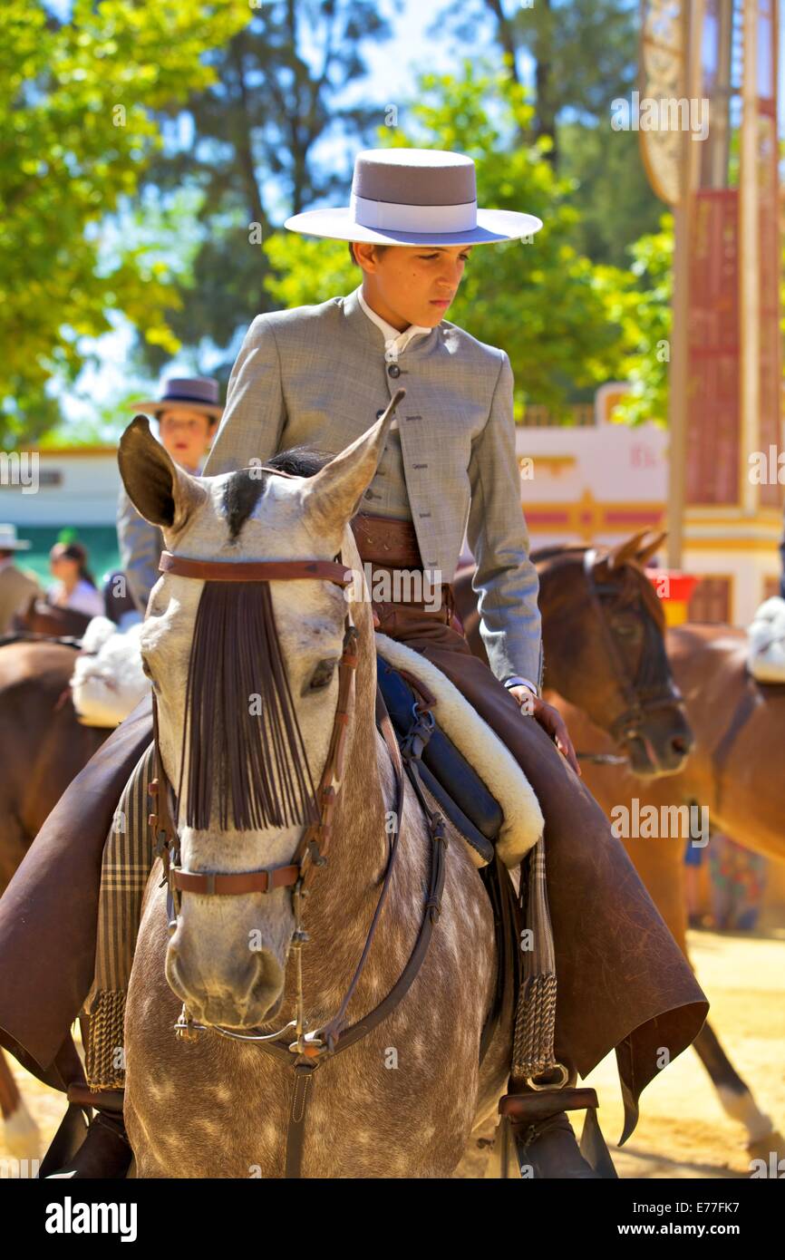 Boy in traditional spanish costume hi-res stock photography and images ...