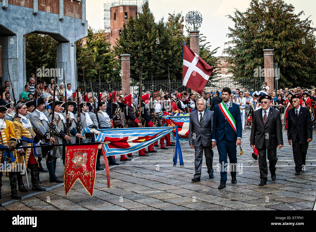 Turin, Italy. 7th Sep, 2014. reenactment of the siege of Turin in 1706 ...