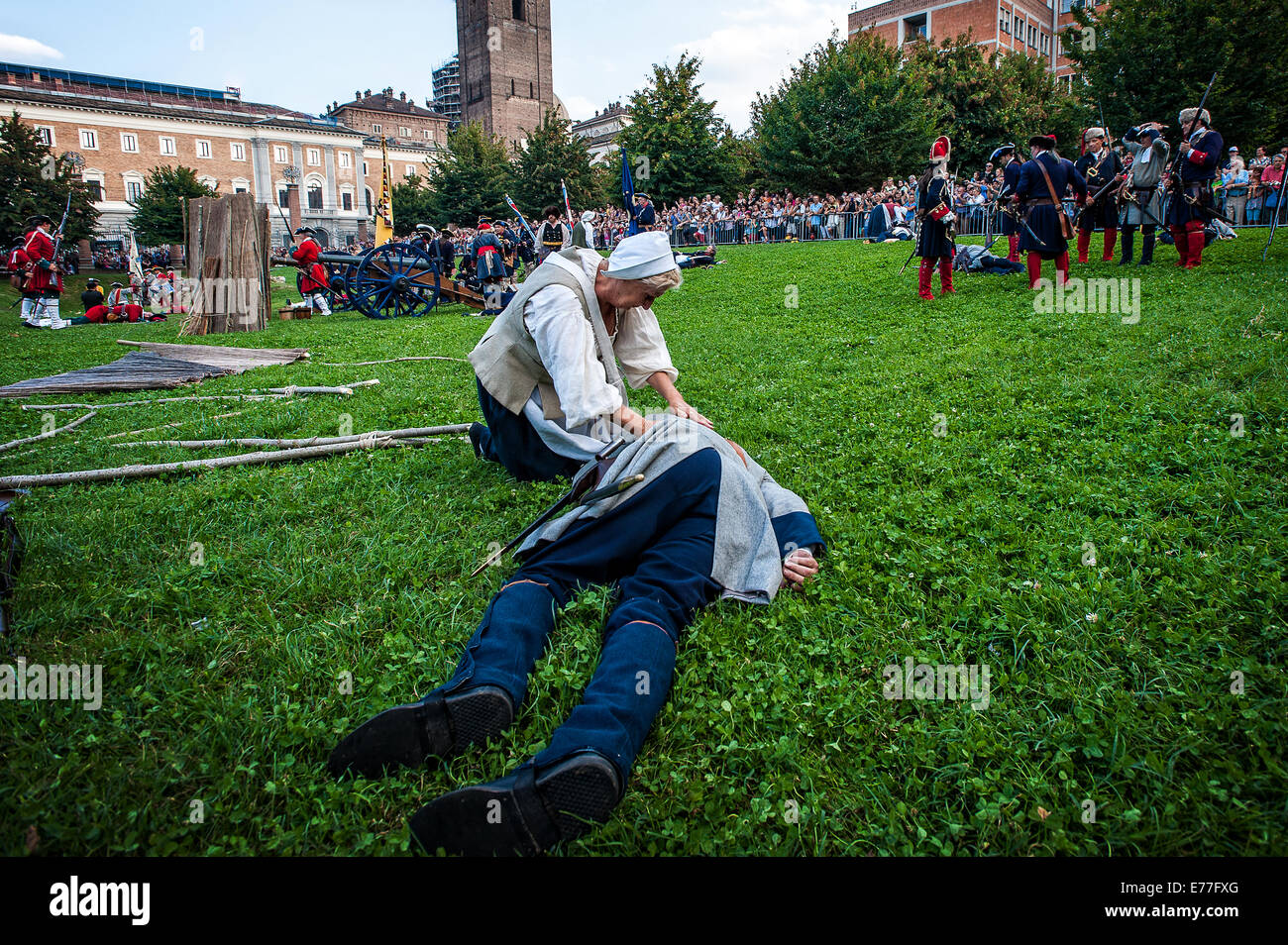 Turin, Italy. 7th Sep, 2014. reenactment of the siege of Turin in 1706 ...