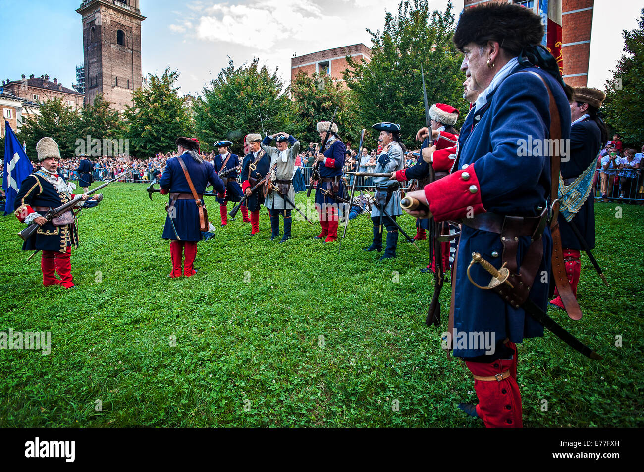 Turin, Italy. 7th Sep, 2014. reenactment of the siege of Turin in 1706 ...