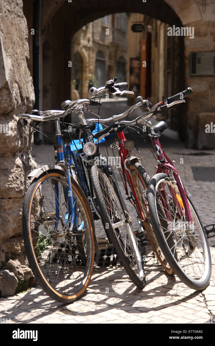 Old cycles hi-res stock photography and images - Alamy