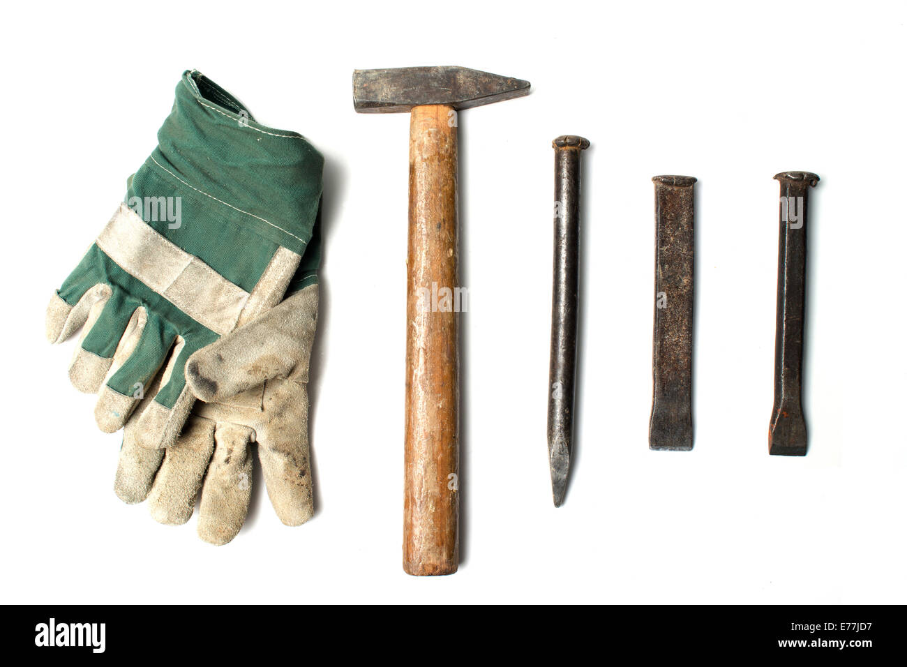 Hammer chisel stone hi-res stock photography and images - Alamy