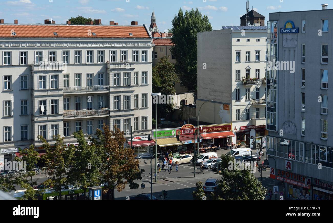 Sonnenallee Hermannplatz Kreuzberg Berlin Germany Stock Photo - Alamy