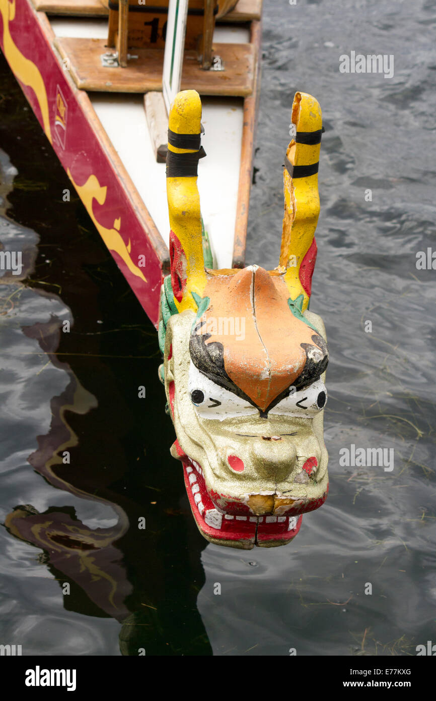 Dragon head boat hi-res stock photography and images - Alamy