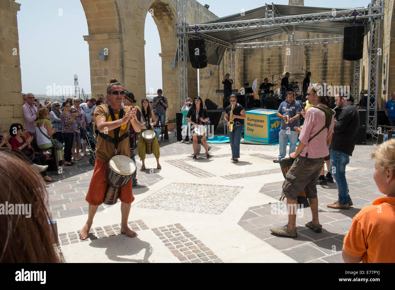 Musicians playing in the Upper Barrakka Gardens in Valletta, Malta ...
