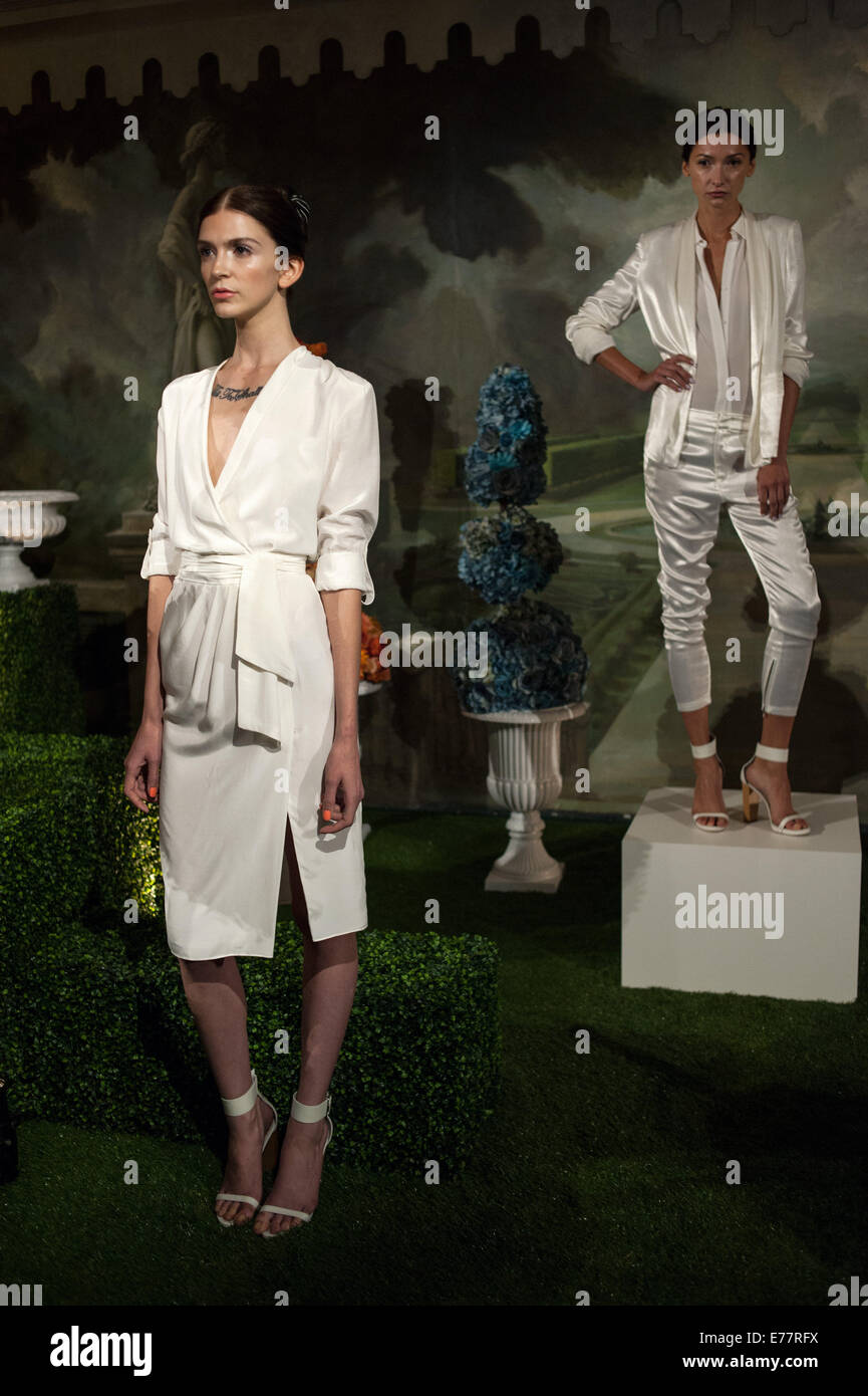New York, New York, USA. 8th Sep, 2014. Models posing at the ALICE AND ...